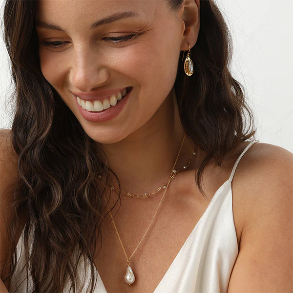Nicole Fendel - Nicola Small Earring in Baroque Pearl - Zambezee